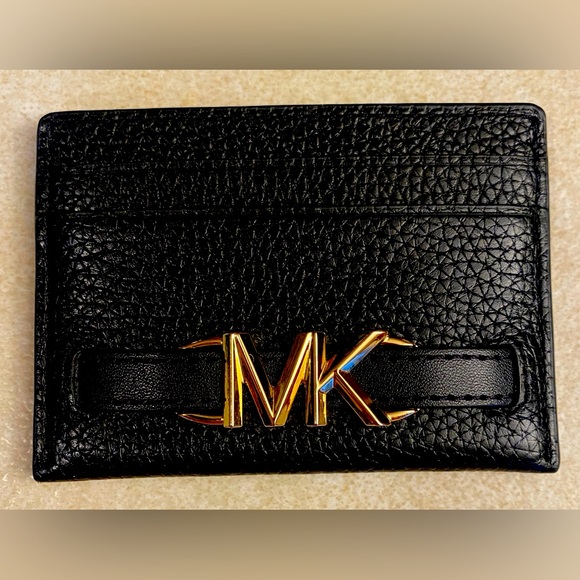 Michael Kors | Bags | Michael Kors Black Leather Reed Card Holder ...
